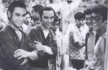 Southern Fist/Northern Leg