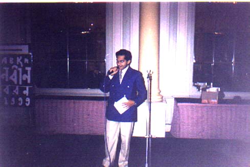 NILOY BHATTACHARYA IN HIS WORLD OF MELODY